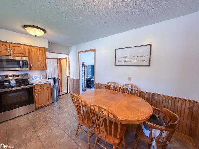 1307 Vale Drive