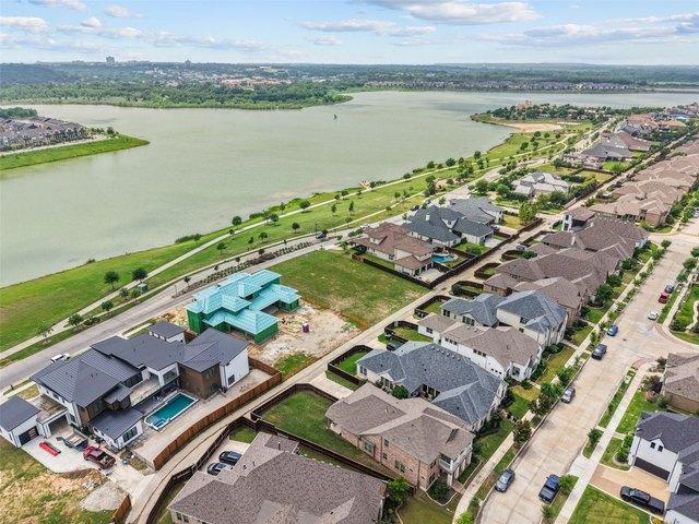 1307 Viridian Park Ln, Arlington, TX 76005