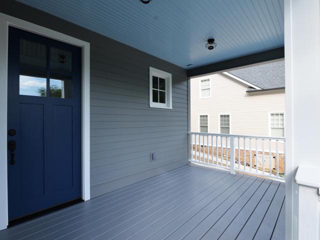 1307 W 45th Street