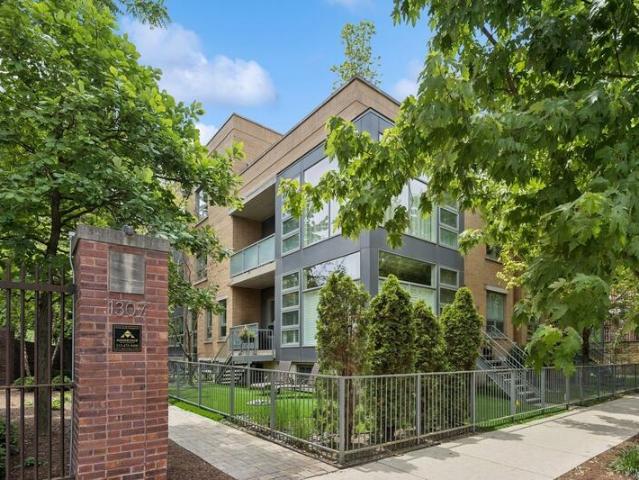 1307 W WRIGHTWOOD Avenue, 201, Chicago, IL 60614