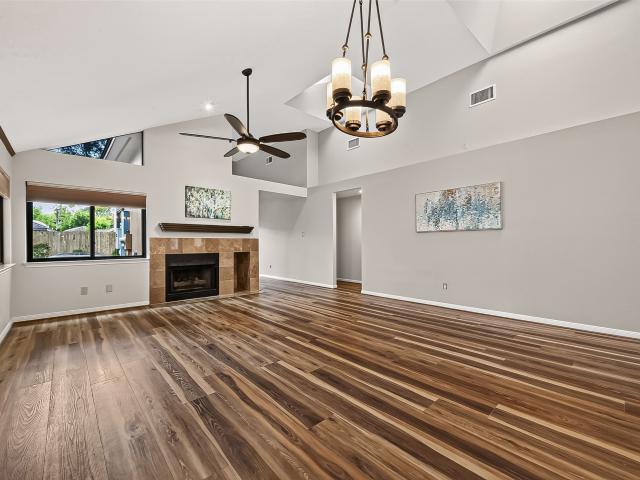 1307 Woodmere Lane