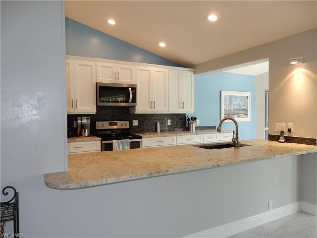 13080 Bridgeford Ave, Bonita Springs, FL 34135 | MLS #225051