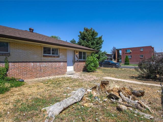 13080 E 13th Place