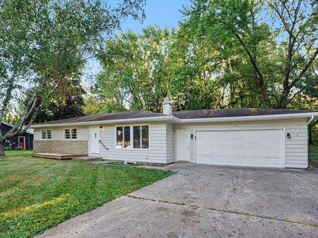 13084 Hoyt Dr, Battle Creek, MI 49014