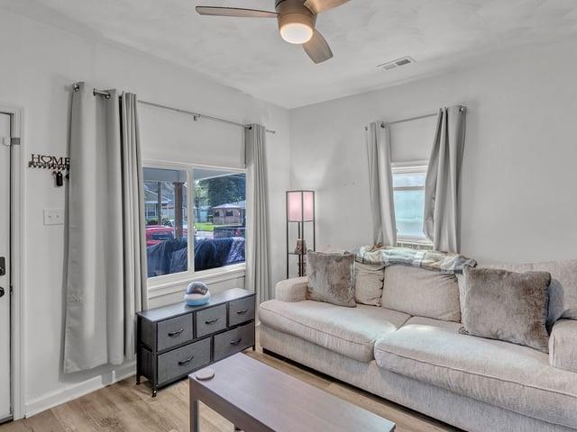 1308 Marshall AVE