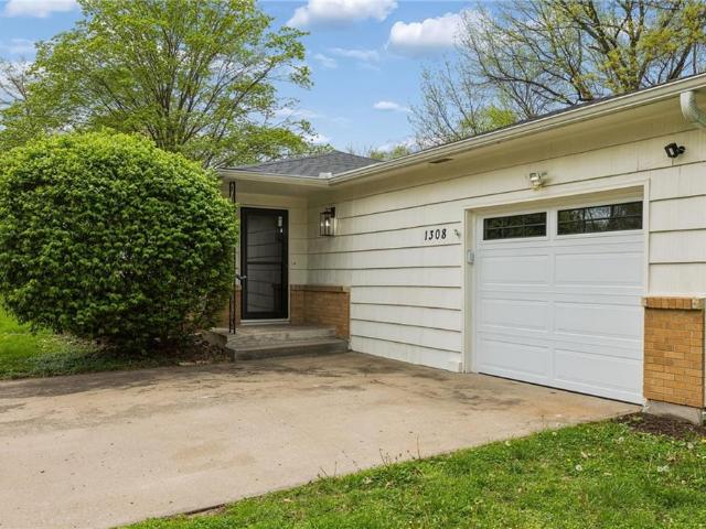 1308 Middlebrook Drive