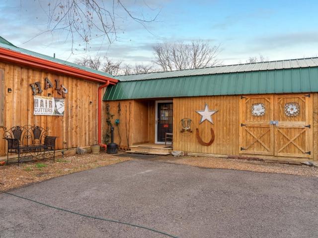 1308 Neelys Bend Rd
