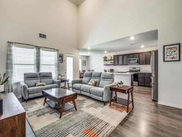 1308 Oak Orchard Lane