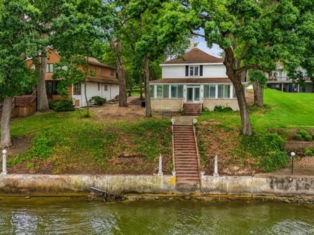 1308 Old Bay Rd, Johnsburg, IL 60051