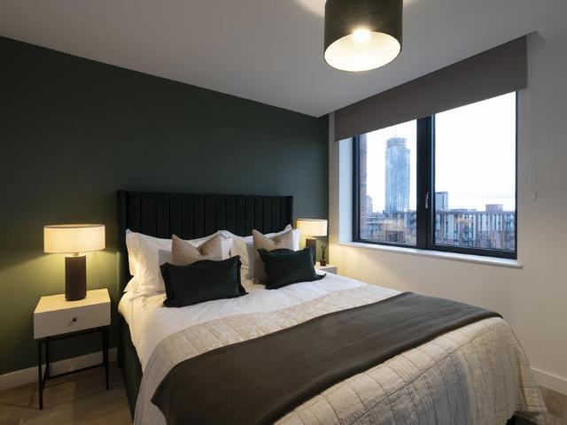 1308, Oldfield Wharf, 11 Gaythorn Street 2 bed flat to rent £1,515 pcm £350 pw