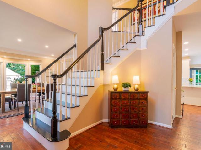 1308 Aldbury Way