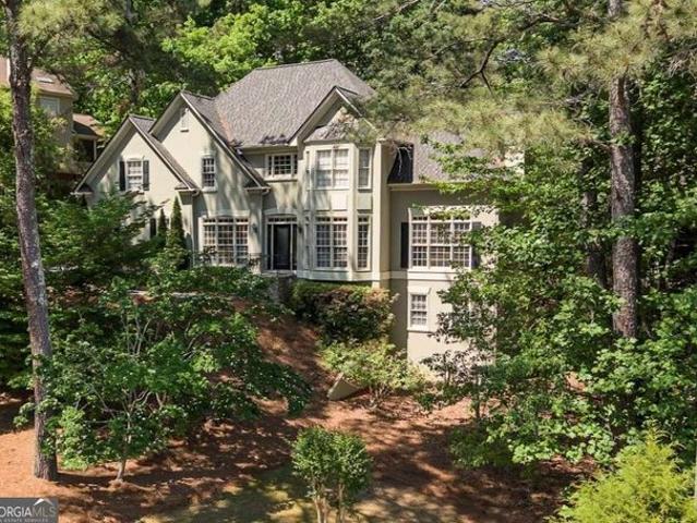 1308 Amberwood Dr, Woodstock, GA 30189