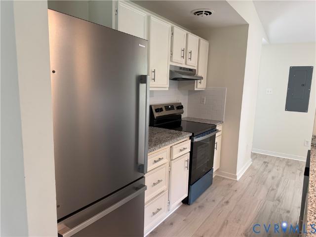 1308 Bentbrook Drive