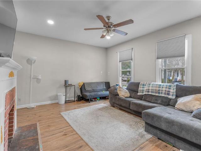 1308 Chesapeake AVE