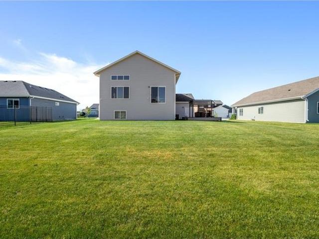 1308 Commander Dr W, West Fargo, ND 58078