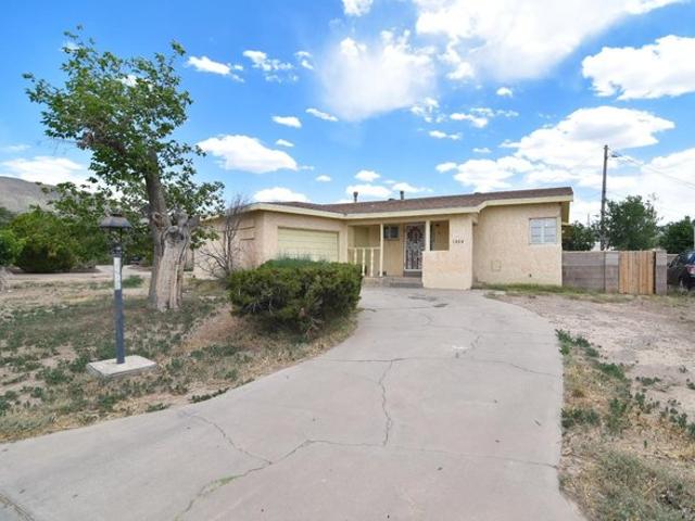 1308 Desert Eve Dr, Alamogordo, NM 88310