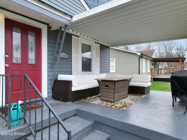 1308 Doris Dr