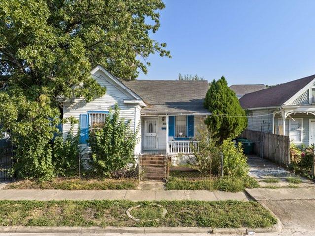 1308 Edwards St, Houston, TX 77007