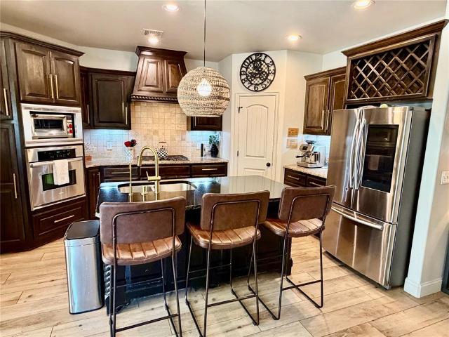 1308 Glenmere Court