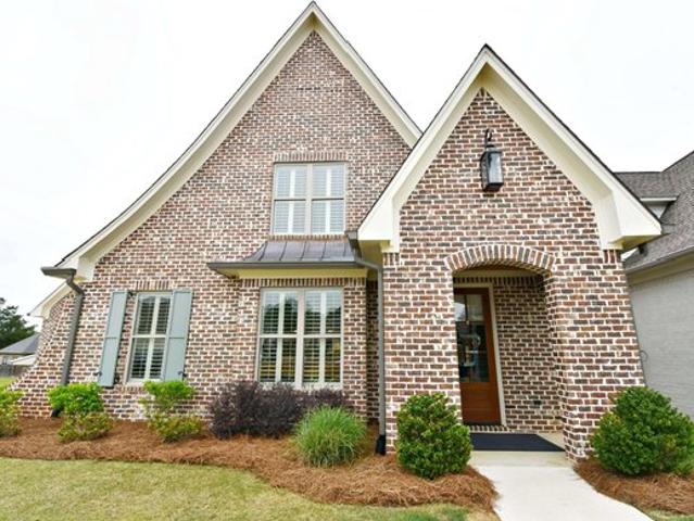 1308 High Line Dr, Tupelo, MS 38801