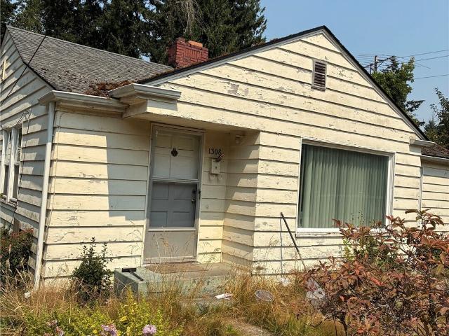 1308 Jasper Avenue NE