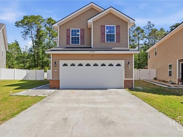 1308 Karen Ct, Hinesville, GA 31313