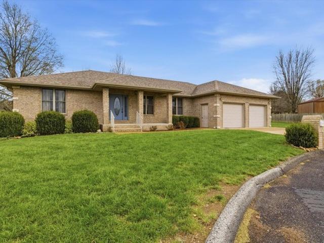 1308 Lawson Cir, Mountain Grove, MO 65711