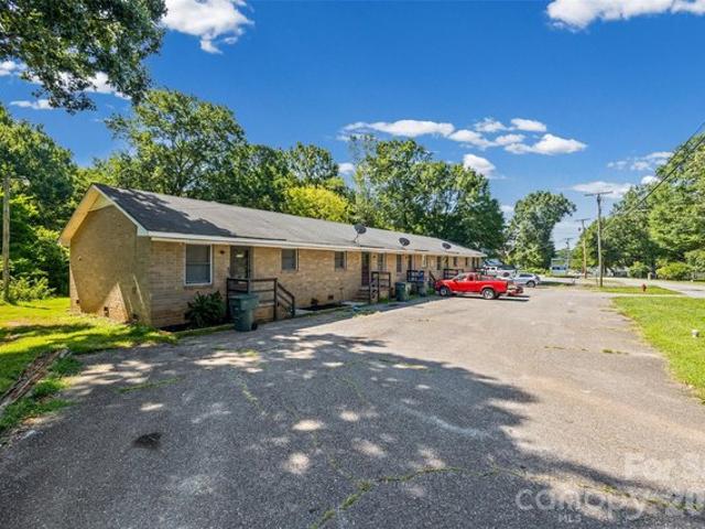 1308 Linwood Rd, Gastonia, NC 28052