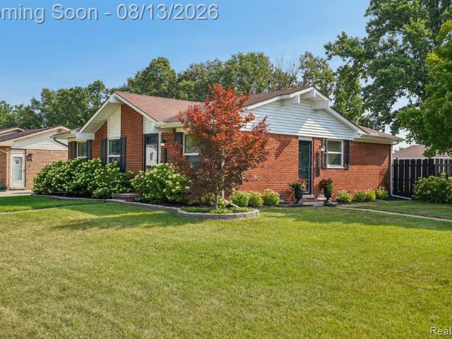 1308 Longfellow Drive