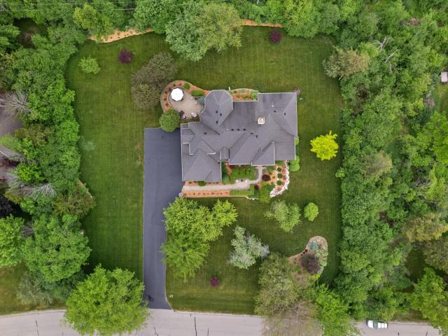 1308 Robin Ln