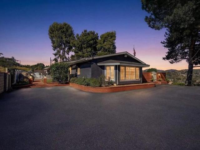 1308 Sundale Rd, El Cajon, CA 92019