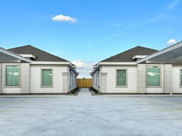 1308 Shavano Dr, Edinburg, TX 78541