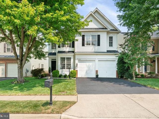 13090 Taverner Loop, Woodbridge, VA 22192