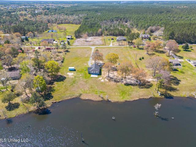 13092 W Echo Drive