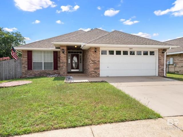 13097 Concord Dr, Lillian, AL 36549