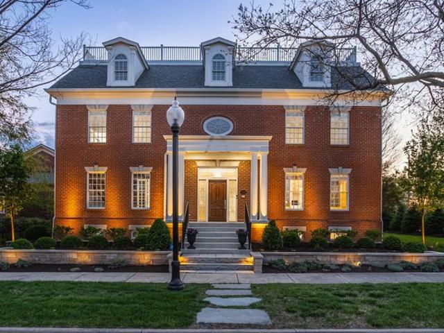 13096 Broad St, Carmel, IN 46032