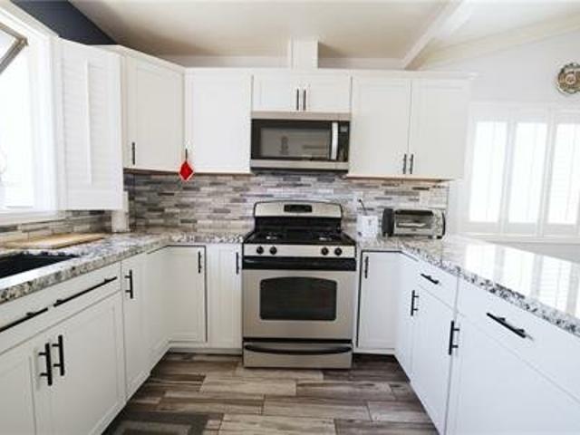 13096 E Mesa Verde Drive, Moorpark, US, CA