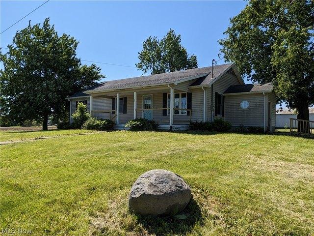 13096 Smith Rd, Wellington, OH 44090