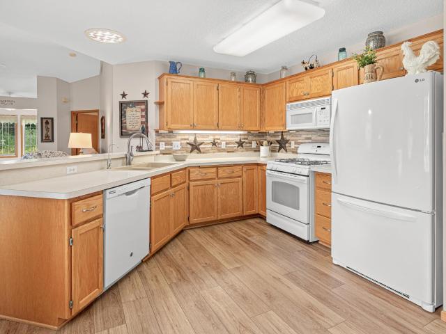 13098 Brookside Lane N
