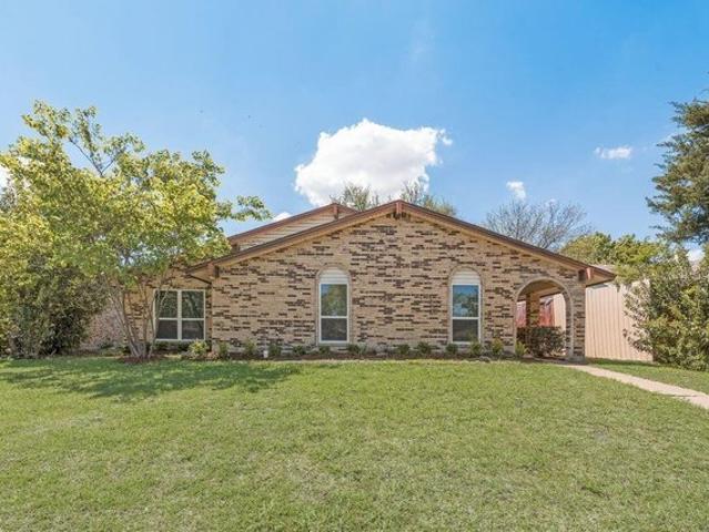 1309 Meandering Way, Garland, TX 75040