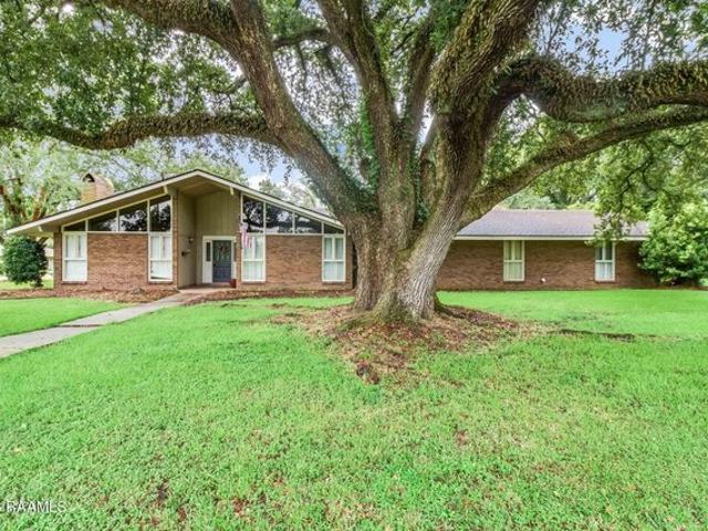 1309 Dietlien Blvd, Opelousas, LA 70570