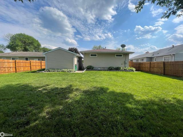 1309 E Elm Street