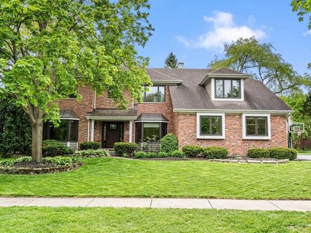 1309 Hawkins Ct, Saint Charles, IL 60174