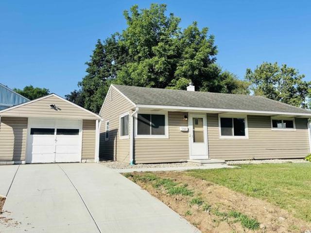 1309 Hedgewood Dr, Lafayette, IN 47904