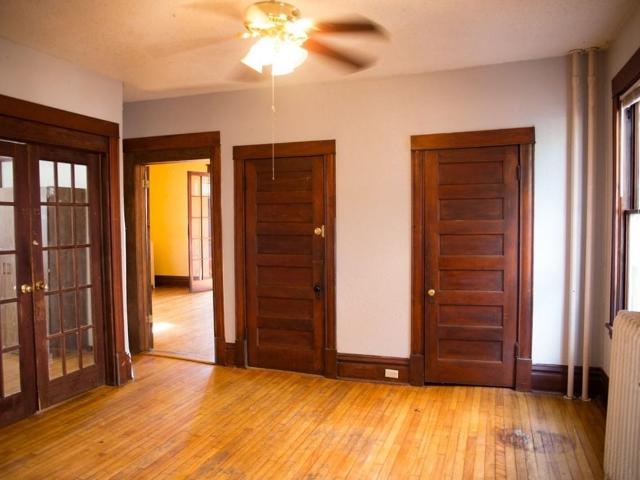 1309 HEN 6 Bedroom Apartment for Rent at 1309 E Hennepin Ave, Minneapolis, MN 55414 Como