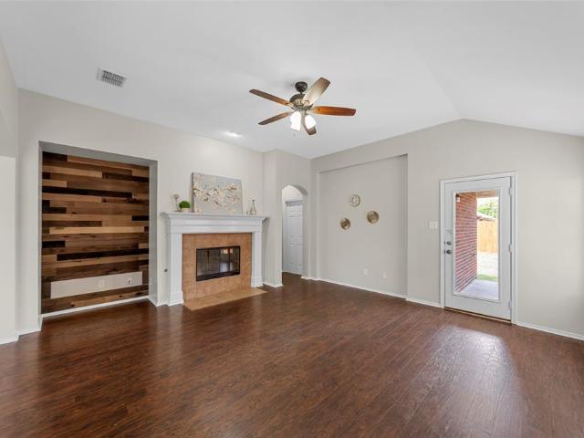 1309 Iron Horse Street