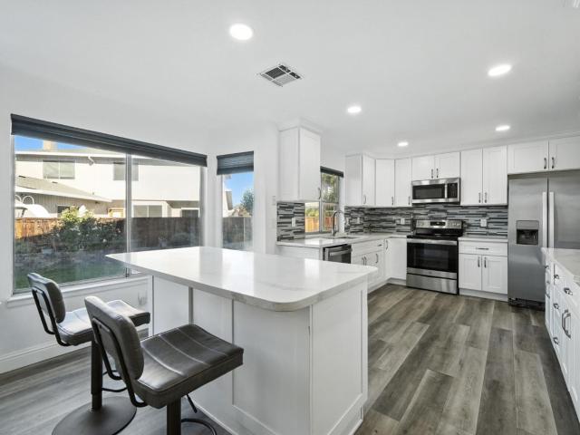 1309 Ruffino Ct, Manteca, CA 95336 | MLS #226047 | Compass