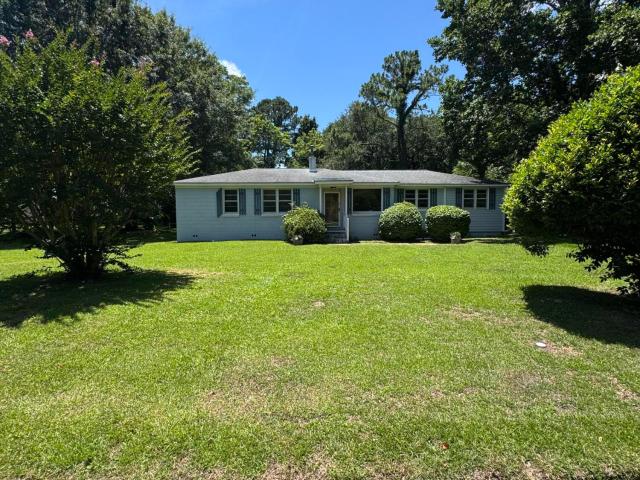 1309 Stone Post Road