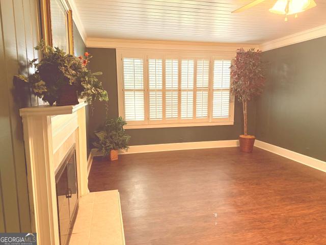 1309 S Dogwood Drive