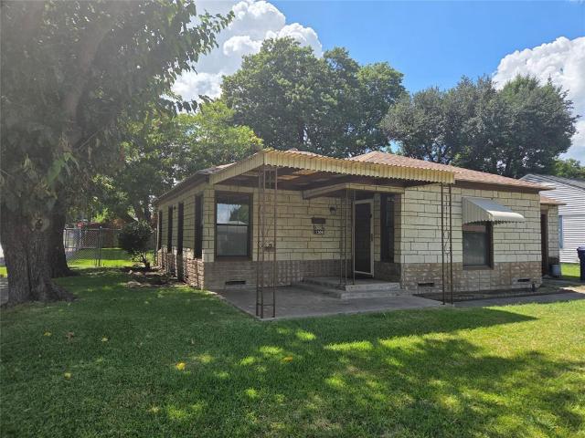 1309 Shady Lane